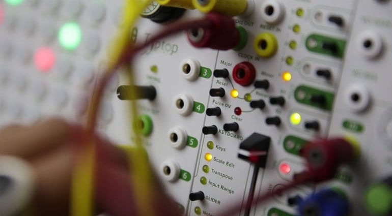 Kassutronics 2-channel bracelet Quantizer for Eurorack - gearnews.com