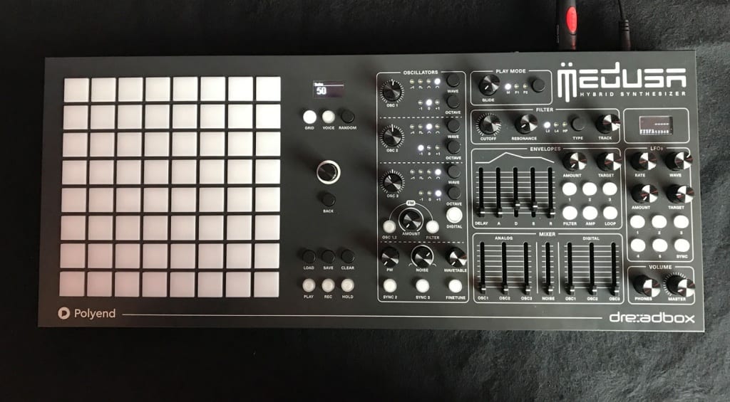 We get our first sideways look at the all new Medusa from Dreadbox ...