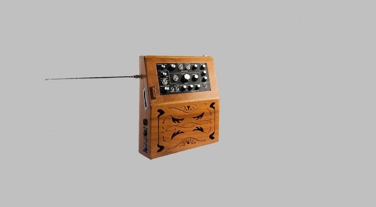Superbooth 2018: meet Theresyn, the theremin-synth hybrid machine - gearnews.com