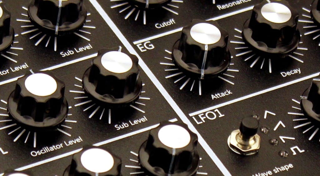 Newfangled Audio Pendulate: Chaotic monosynth based on a swinging ...