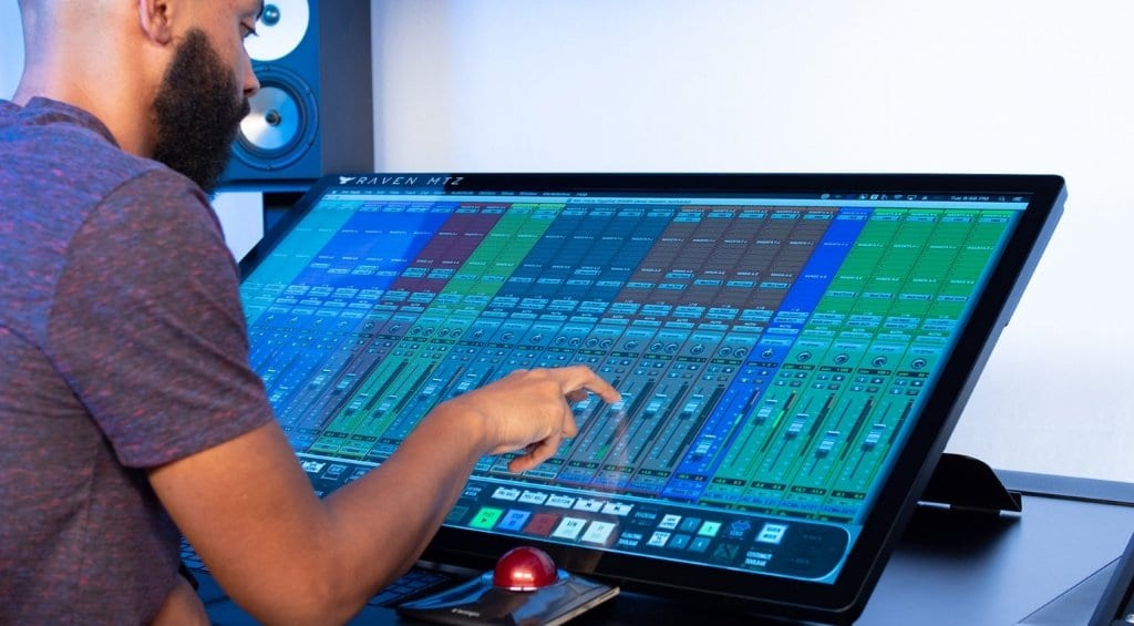 NAMM 2019: Slate's Raven MTZ touchscreen console starts at USD 3000 ...