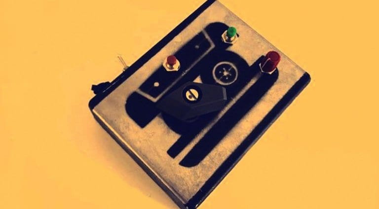 Broken Tape: a simulation of unexpected tape breakage - gearnews.com