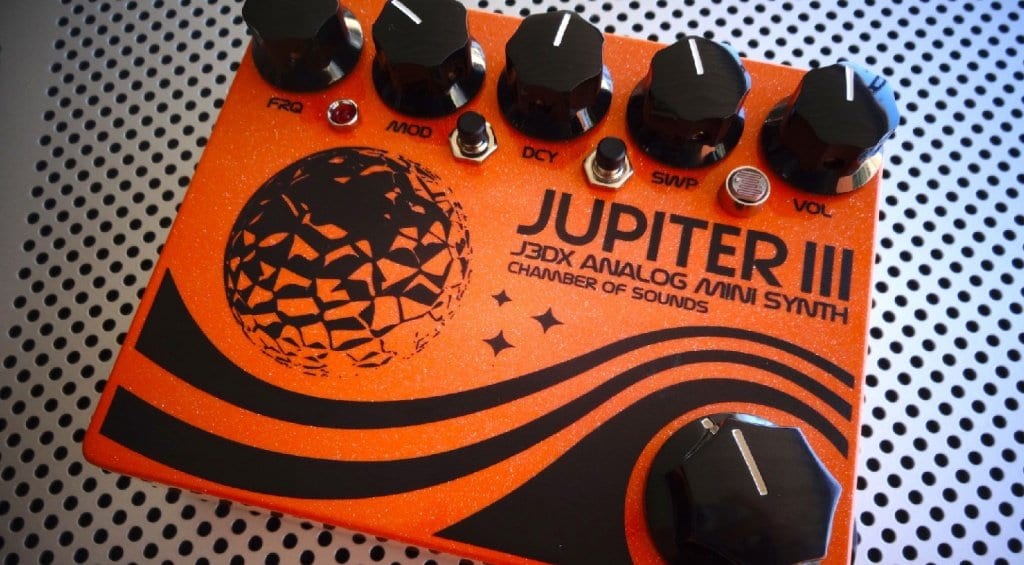 Jupiter III J3DX analog space synth incoming from Chamber of Sounds ...