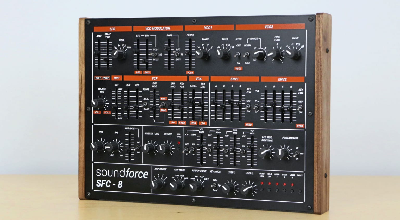 SoundForce SFC-8: Jupiter-8 style MIDI controller for software and ...