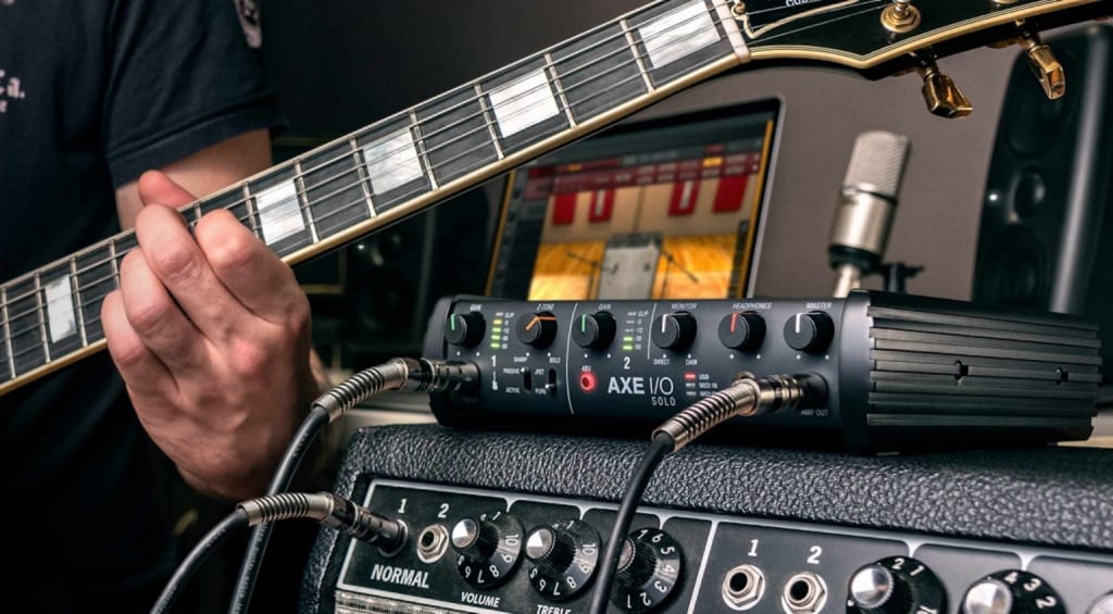 IK Multimedia's new Axe I/O Solo interface - a compact recording ...