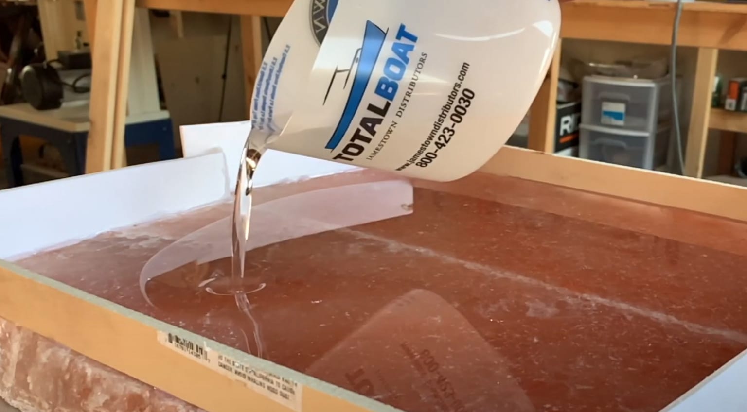 An electric guitar made from Himalayan salt! - gearnews.com