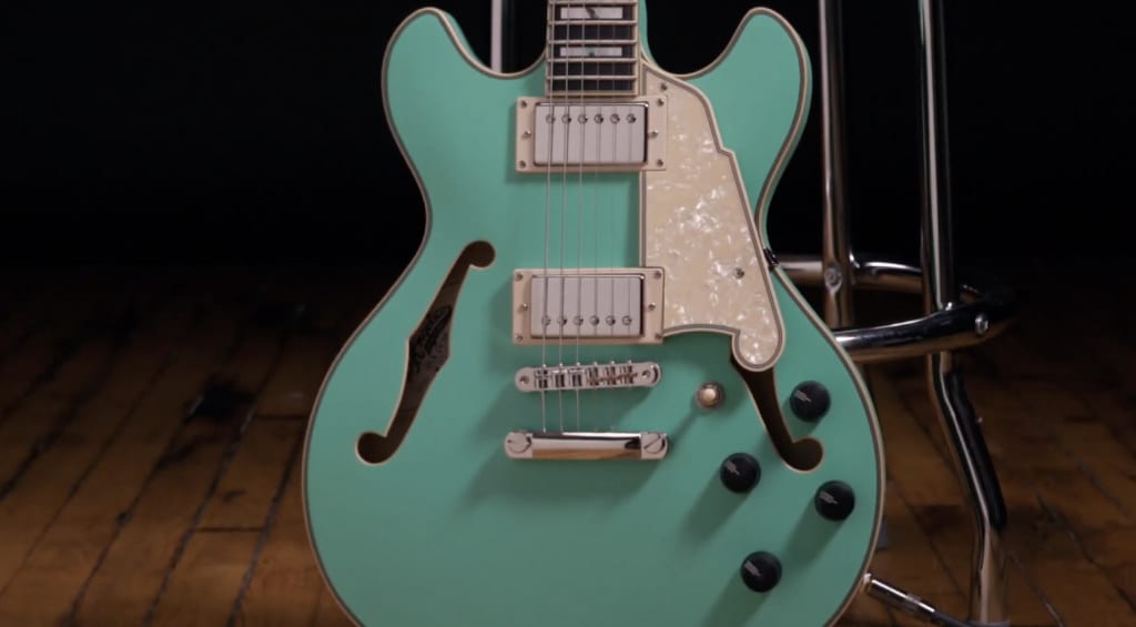 D'Angelico Guitars Deluxe Mini DC LE: Limited Edition small bodied semi ...