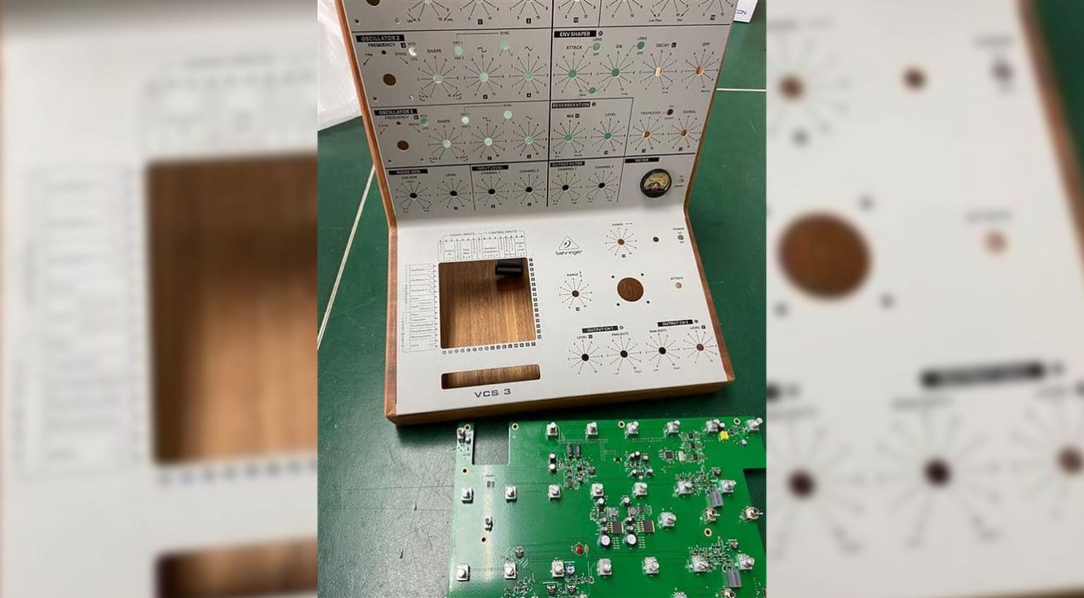 Behringer VCS3 Prototype - first photos - gearnews.com