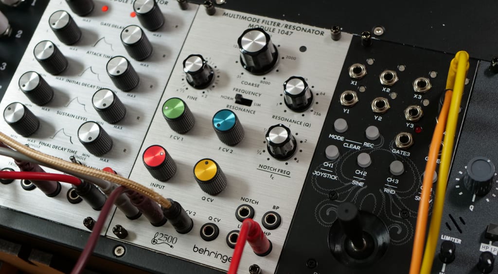 Review: Behringer 2500 Multimode Filter/Resonator Module 1047 ...