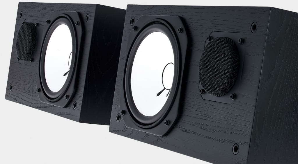 Swissonic NT10A and T204: affordable nearfield monitors for your studio ...
