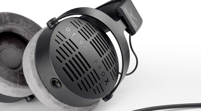 Beyerdynamic Pro X Series: New headphones and microphones for creators ...