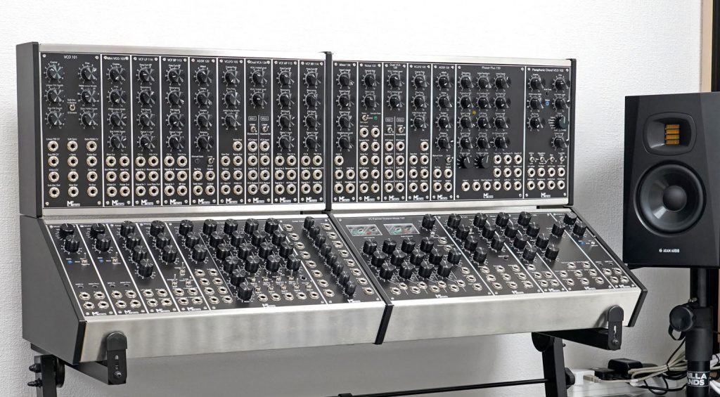 M²Synth reinvents 5U modular as a simple, expandable and portable ...