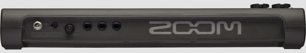 Zoom R20: 16-track portable multi-track recorder with touchscreen ...