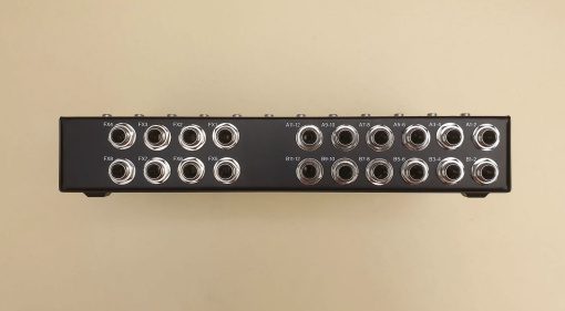 MINIBAY: 40-point audio patchbay for your desktop - gearnews.com