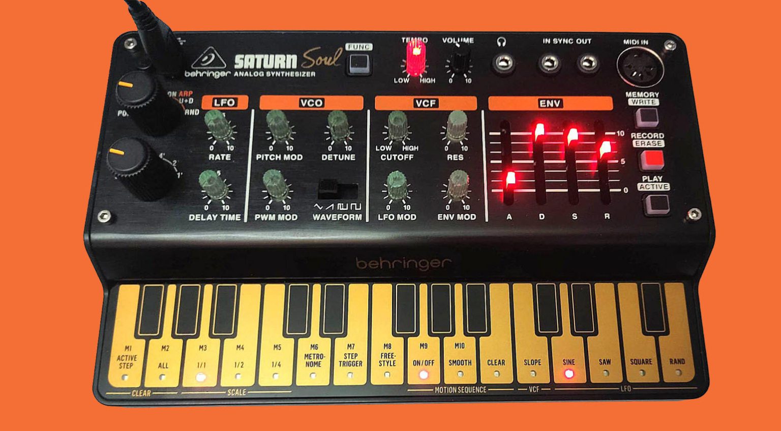 Saturn: Behringer mini-synth takes on the Jupiter - gearnews.com