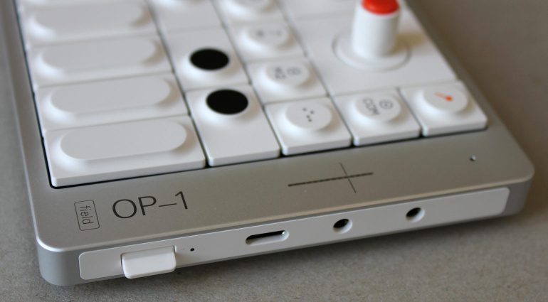 Teenage Engineering OP-1 Field Review - gearnews.com