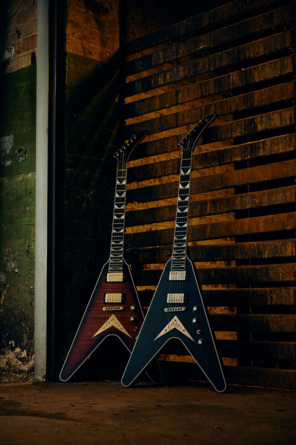 Gibson Dave Mustaine Flying V EXP Limited Edition - gearnews.com