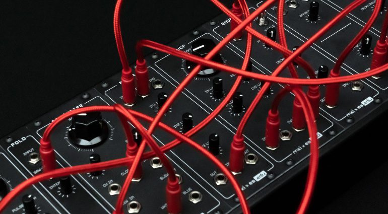 Erica Synths mki x es.EDU DIY System: An entire DIY modular synth - gearnews.com