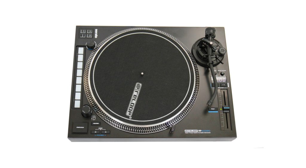 Best DJ Turntables for Spinning and Scratching - gearnews.com