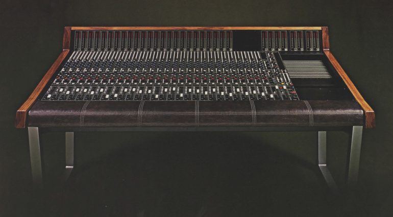Avant Grunge: How To Sound Like The Smashing Pumpkins