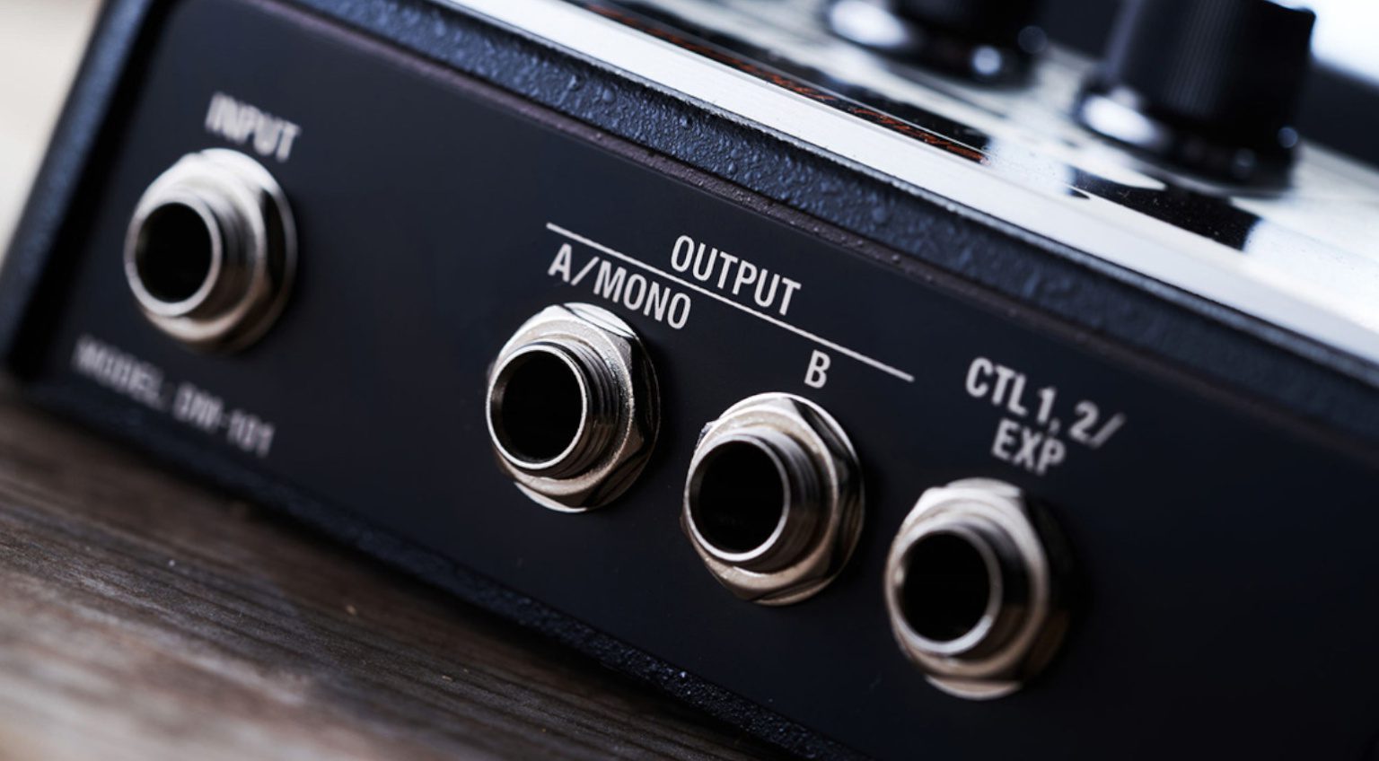 Boss DM-101: The ultimate analogue delay? - gearnews.com