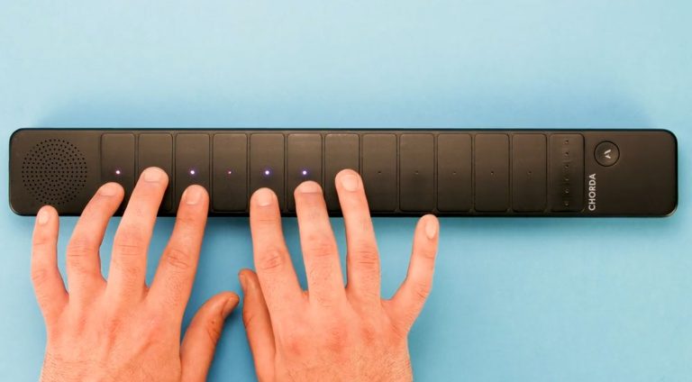 Artiphon Chorda: Smart Synth, Looper and MIDI Controller - gearnews.com