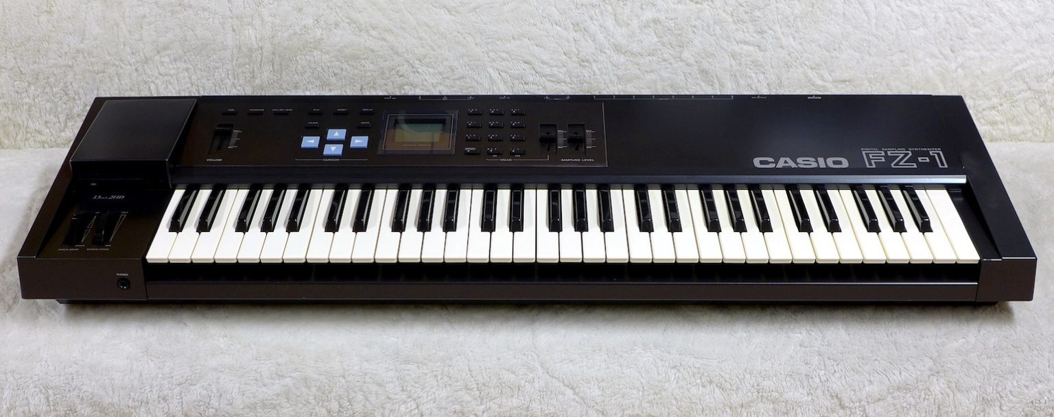 Playing the Villain: How to Sound like MF Doom - gearnews.com
