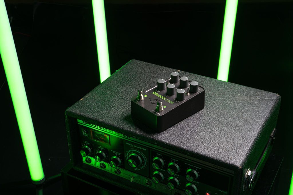 REVIEW - Universal Audio UAFX Galaxy 74 and Del-Verb - gearnews.com