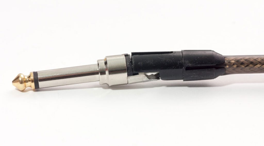 How To Solder Instrument Cables: Make Your Own Jack Cable! - gearnews.com