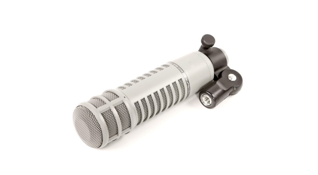 Studio Standards: The Best Vocal Microphones of all Time - gearnews.com