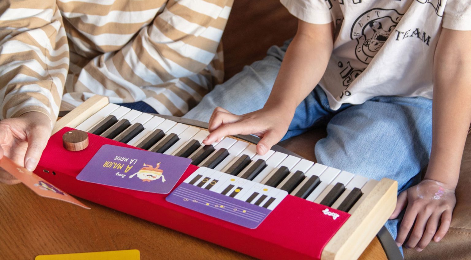 Loog Piano: Can Loog Guitars redefine the beginners piano? - gearnews.com
