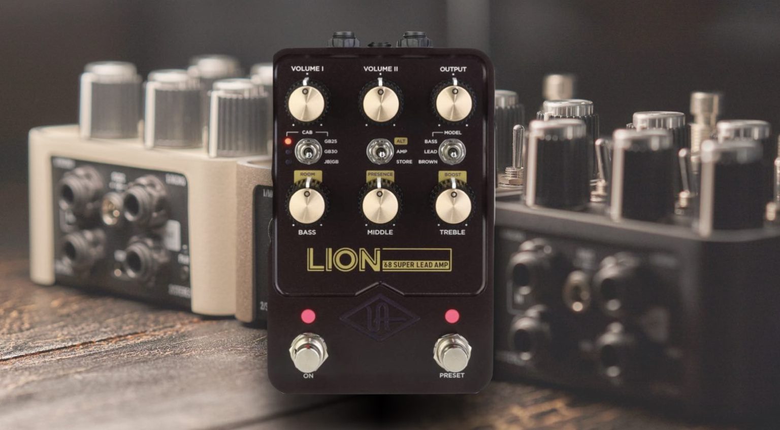 UAFX Lion 68 Super Lead Amp with the EVH 'Brown Sound' - gearnews.com