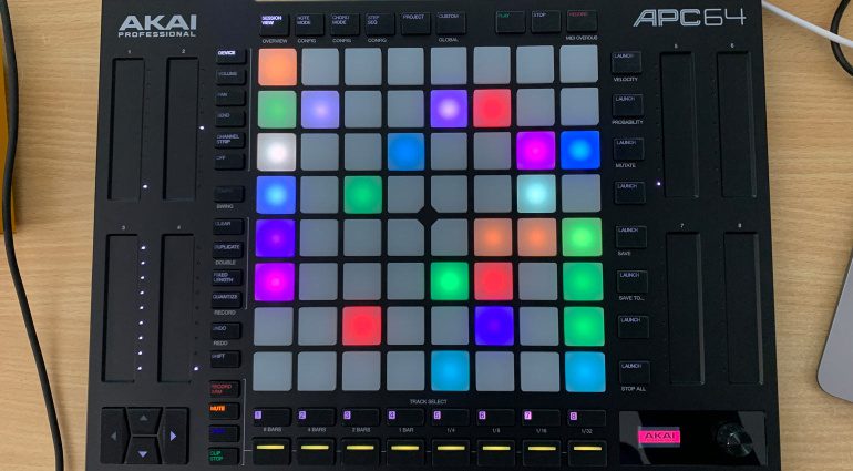 Akai APC64 Review - Standalone and Ableton-Controller - gearnews.com