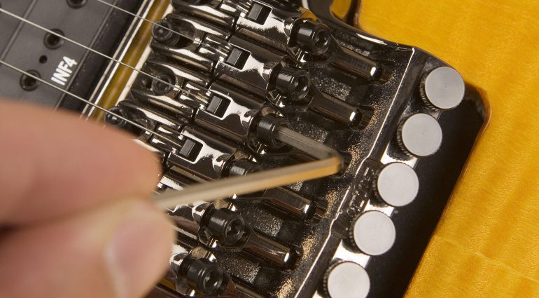 How to Change Strings on a Floyd Rose - gearnews.com