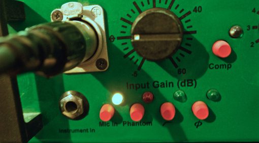 Microphone Gain Explained: How To Set Your Microphone Level - gearnews.com