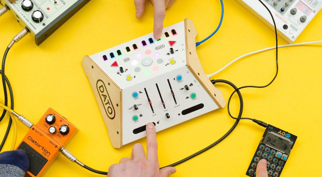 Best Synths For Kids: 5 Fun Instruments to Get the Child in Your Life ...