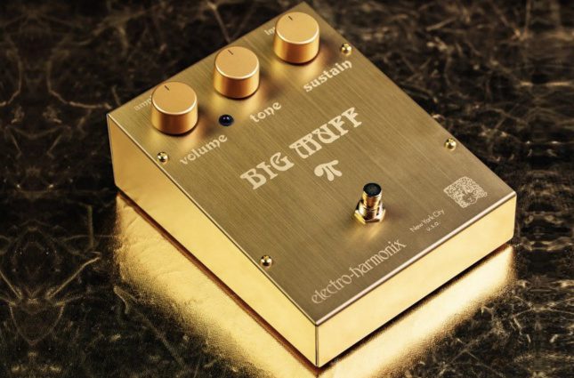 EHX Double Anniversary Big Muff Pi limited edition in Gold - gearnews.com
