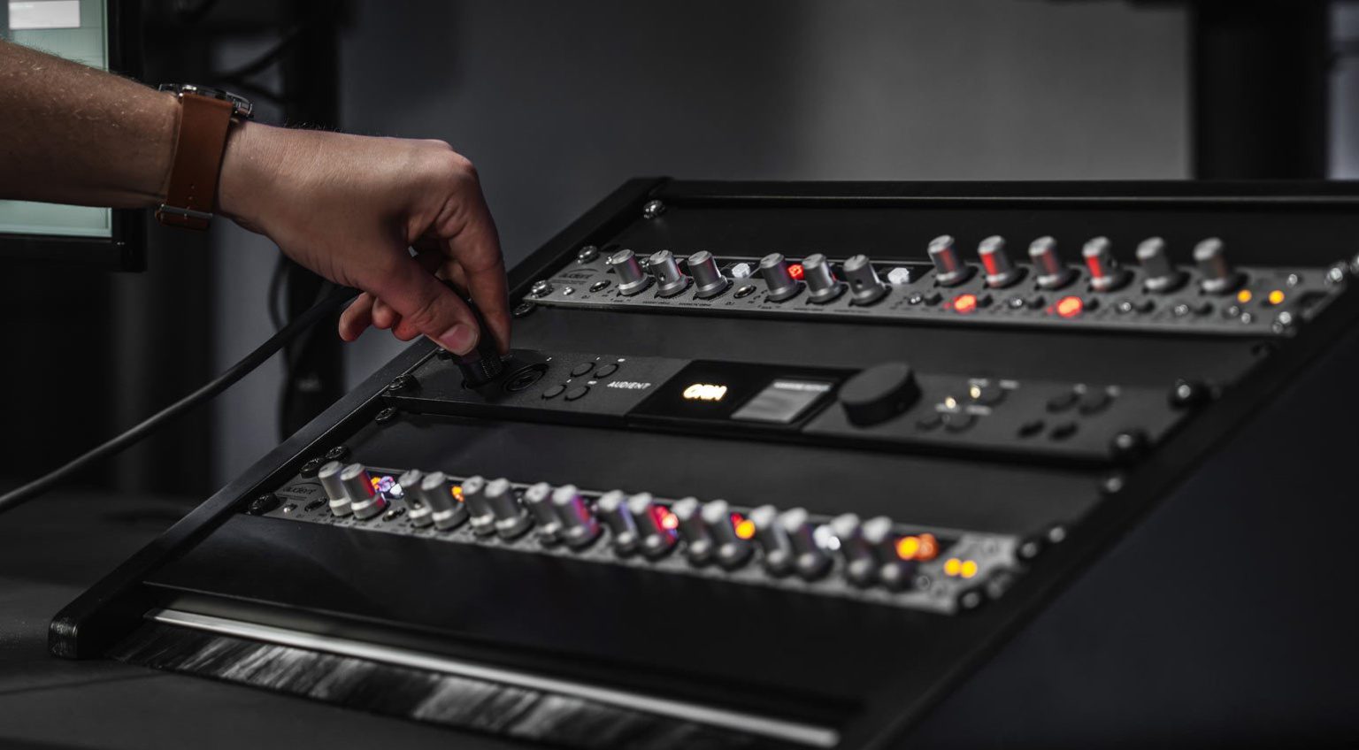 Audient ORIA: Interface and Monitor Controller for Immersive Audio - gearnews.com