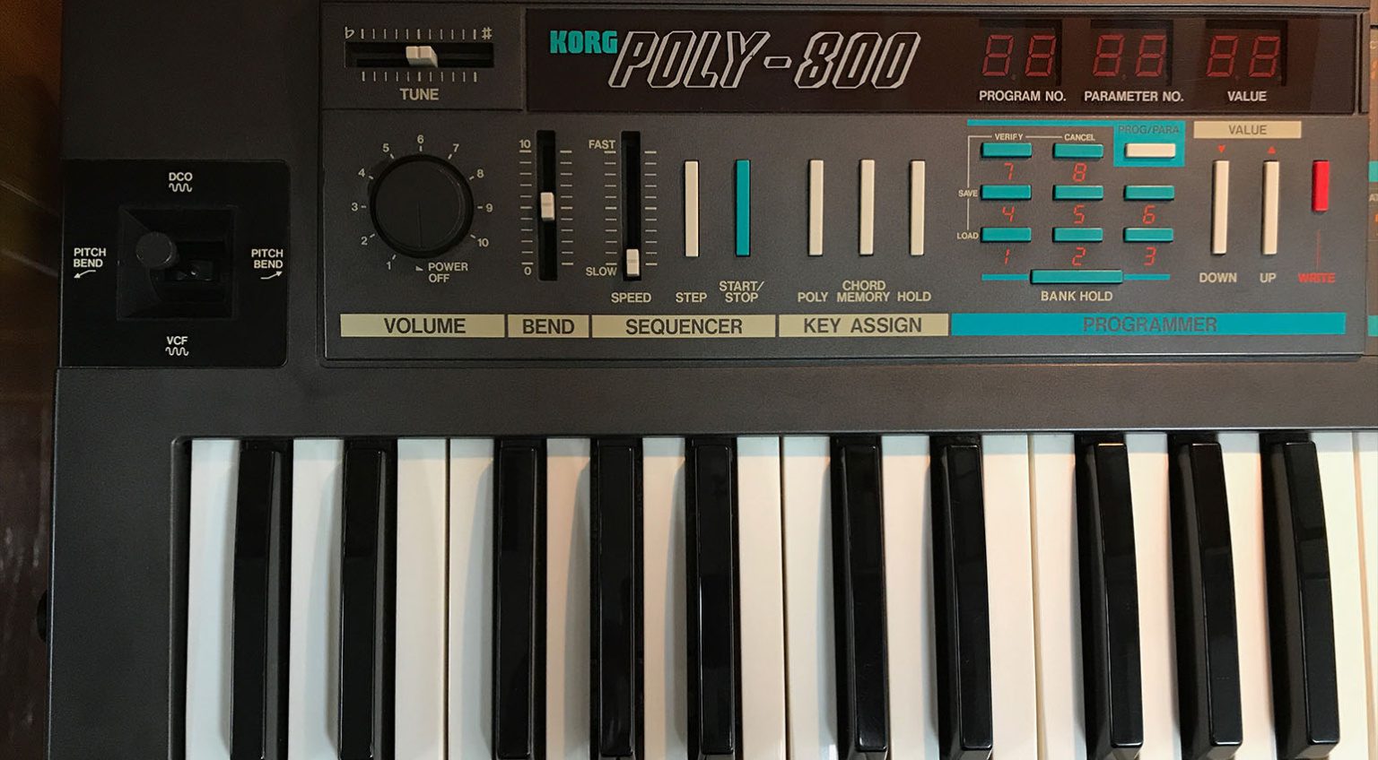 Classic Gear: Korg Poly-800 - The affordable ‘80s poly