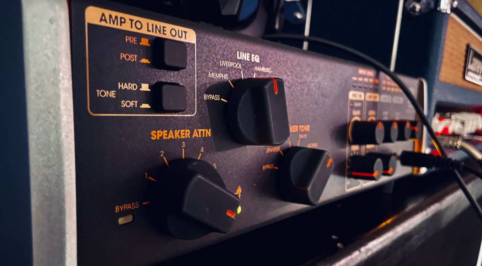 Palmer Supreme Soaker Review: A tube amp hub for the masses - gearnews.com