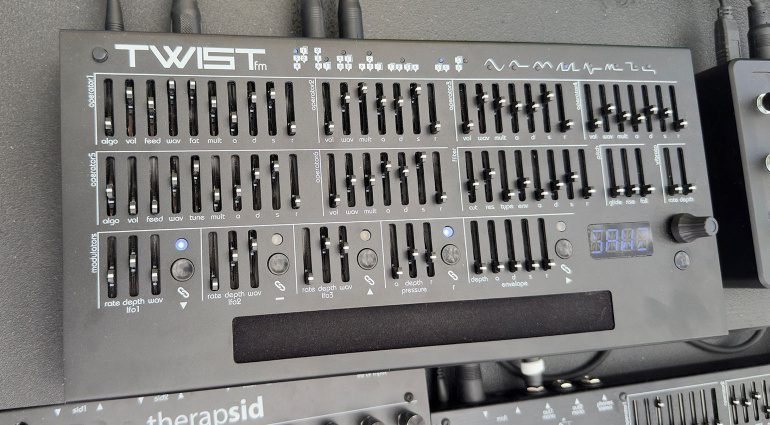 Twisted Electrons TWISTfm: Now Ready to Order - gearnews.com