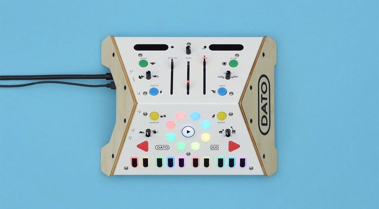 Best Synths For Kids: 5 Fun Instruments to Get the Child in Your Life ...