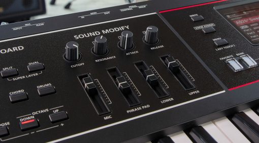 Roland Juno-D 6/7/8: Rebirth of the Ultra-Popular Stage Synthesizer ...