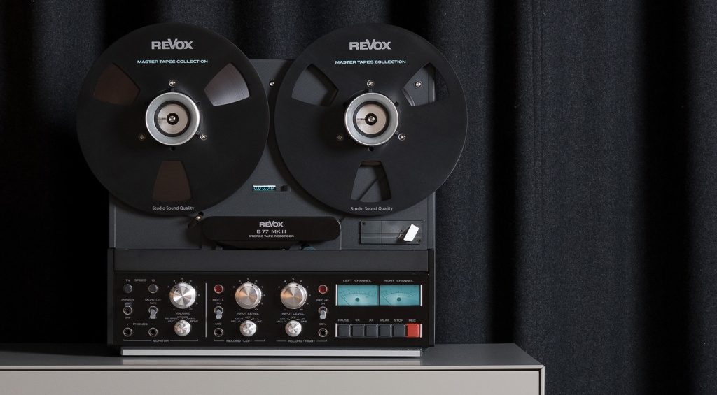 Revox B77 MKIII: A Blast from the Past - gearnews.com