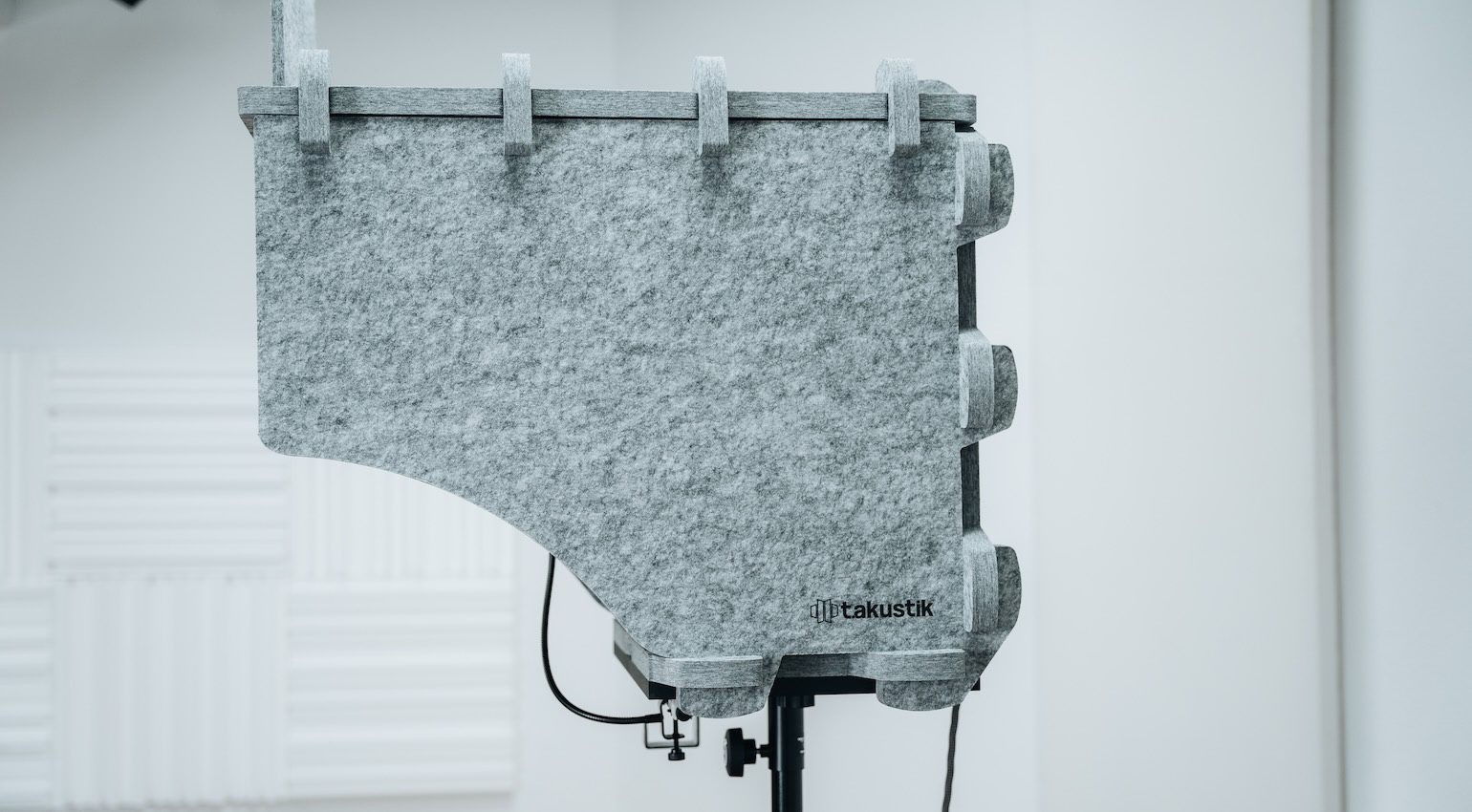 t.akustik Vocal Head Booth Mobile: Record Vocals in Any Room - gearnews.com