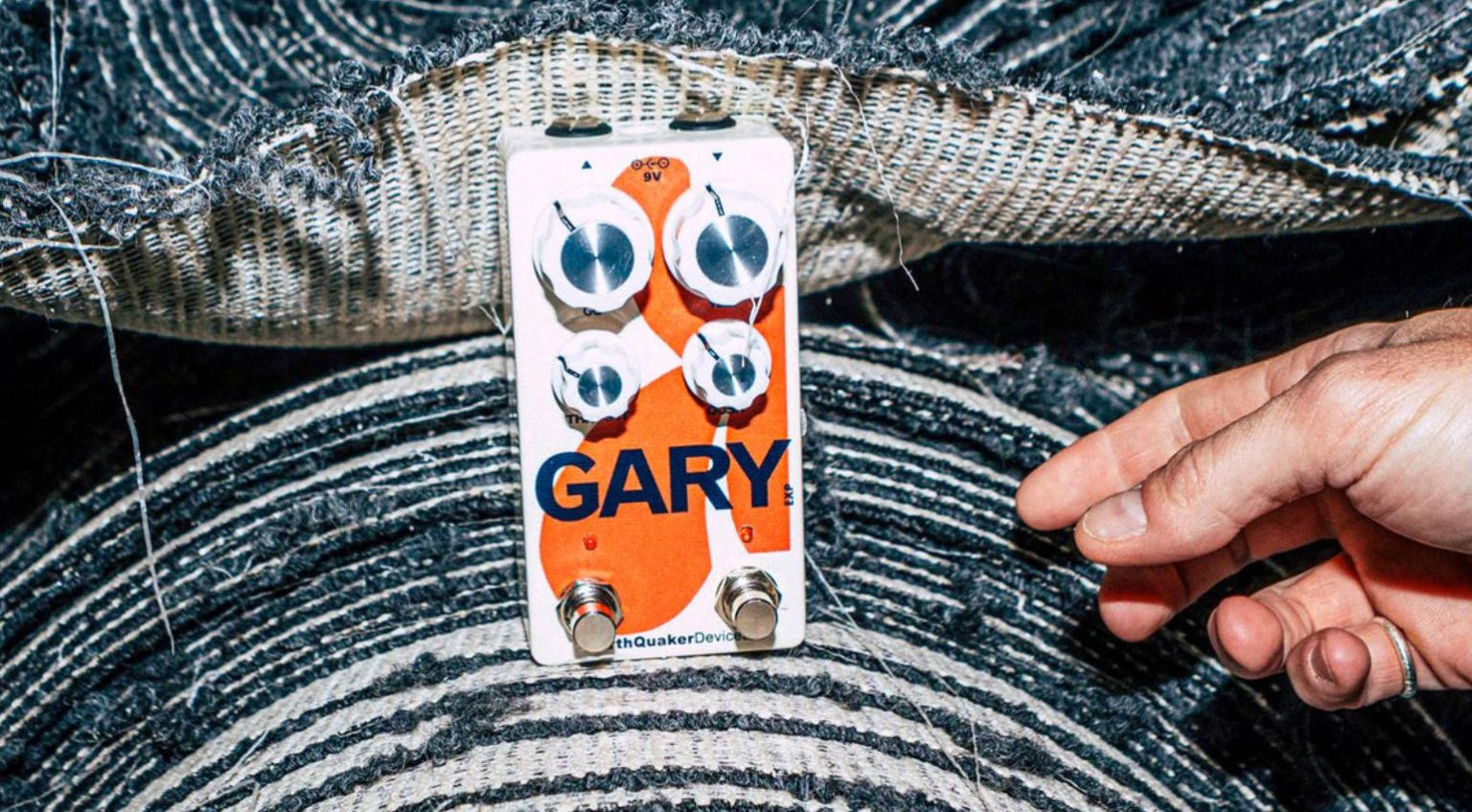 EarthQuaker Devices Gary brings the Idles' Fuzz to your Board ...