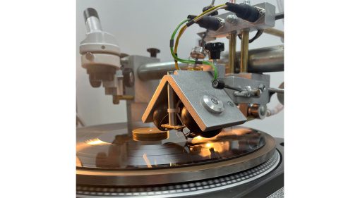 Press Your Own Record: Ever Wanted to Cut Vinyl at Home? - gearnews.com
