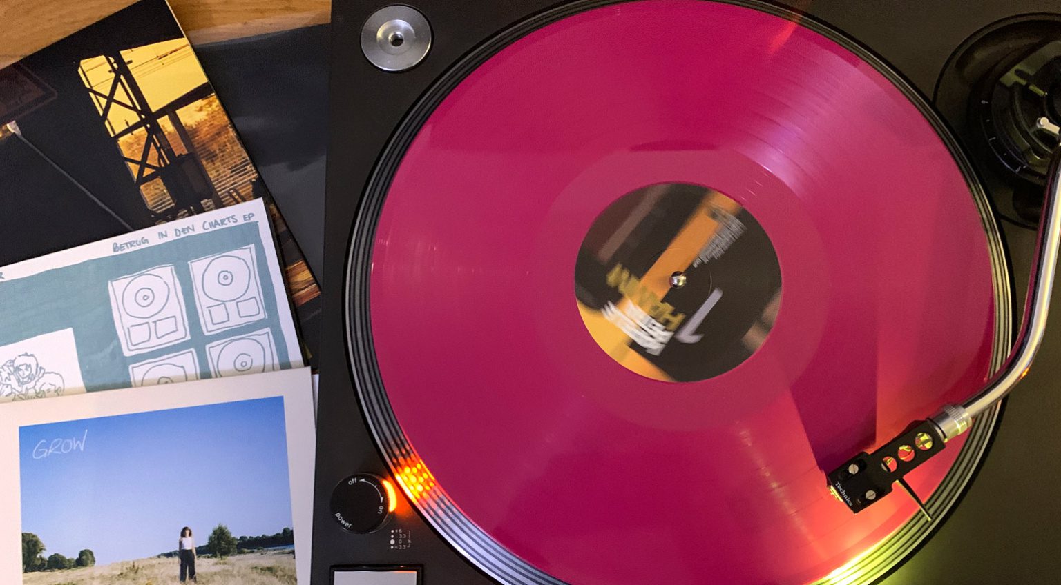 Vinyl is Back in 2025 - And it's All Thanks to Generation Z!
