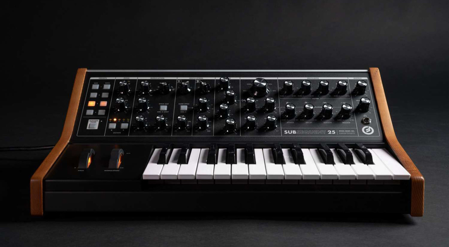 Moog Subsequent 25 Discontinued: It's Time for Sad Goodbyes - gearnews.com