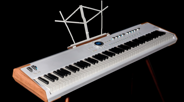 Arturia AstroLab 88 - The Ultimate Stage Keyboard? - gearnews.com
